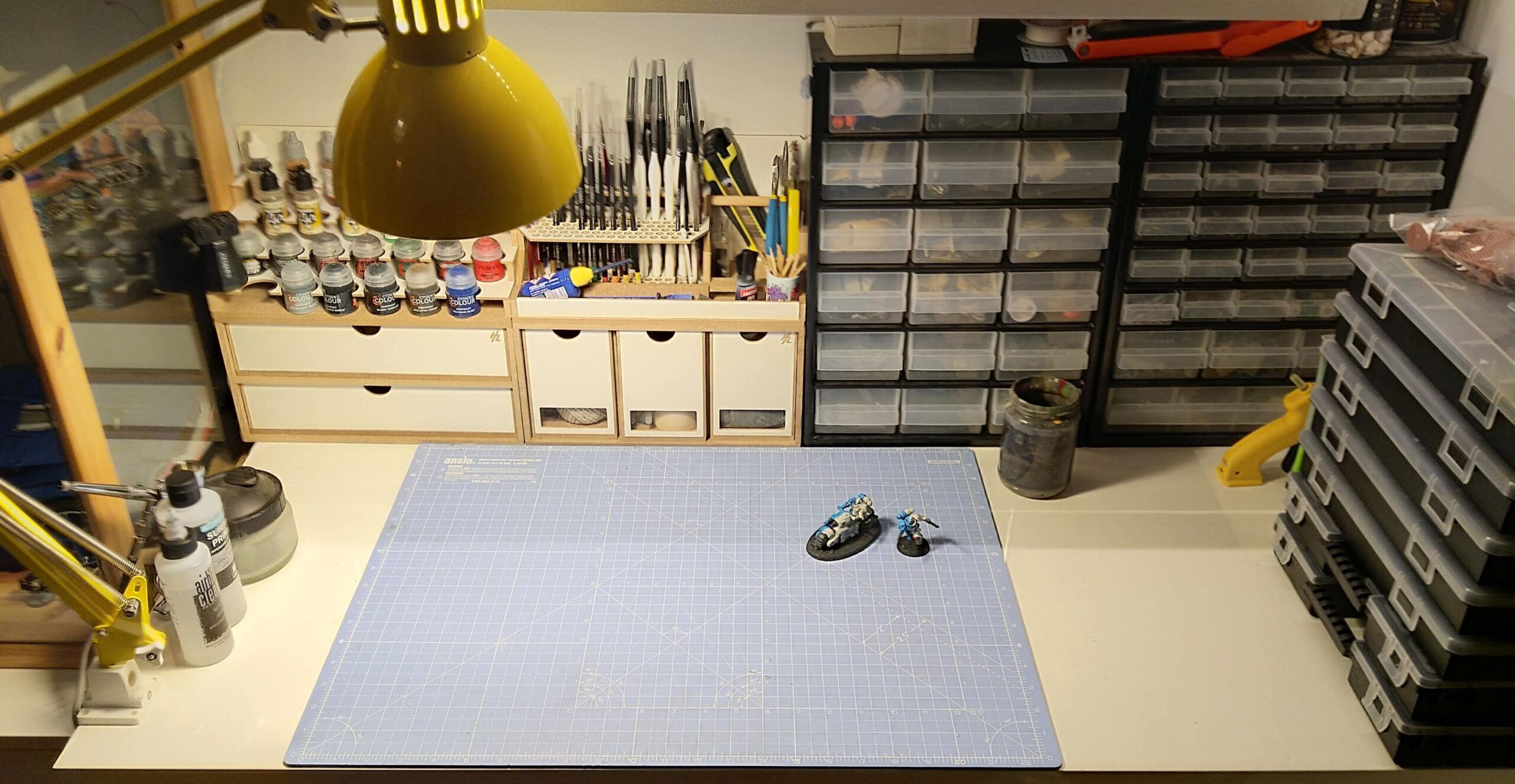 HobbyZone Organisers : taking back my desk» BlokeCrafted